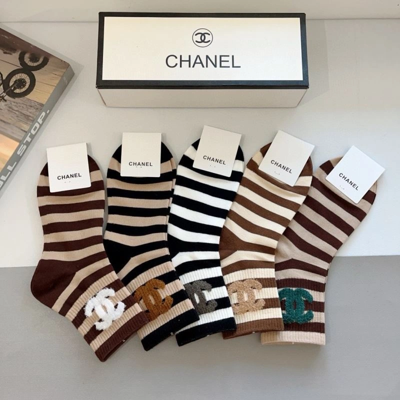 Top match Chanel Socks