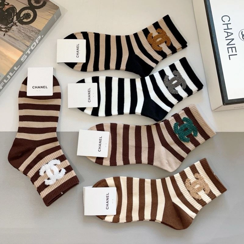 Top match Chanel Socks