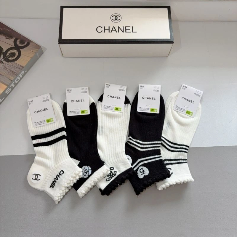 Mirror quality Chanel Socks