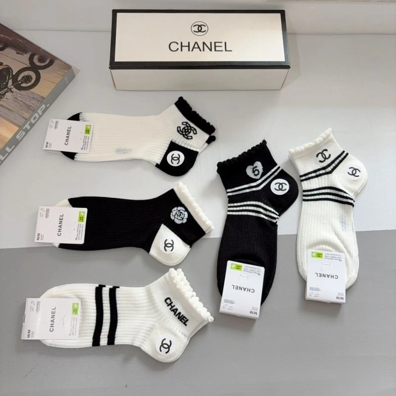 Mirror quality Chanel Socks