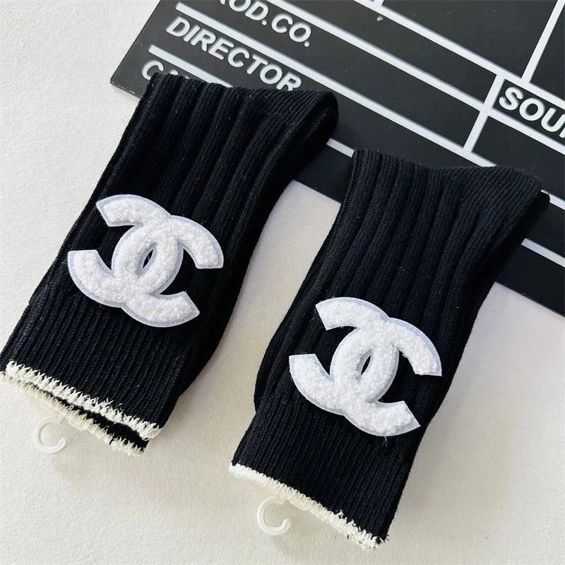 1:1 copy Chanel Socks