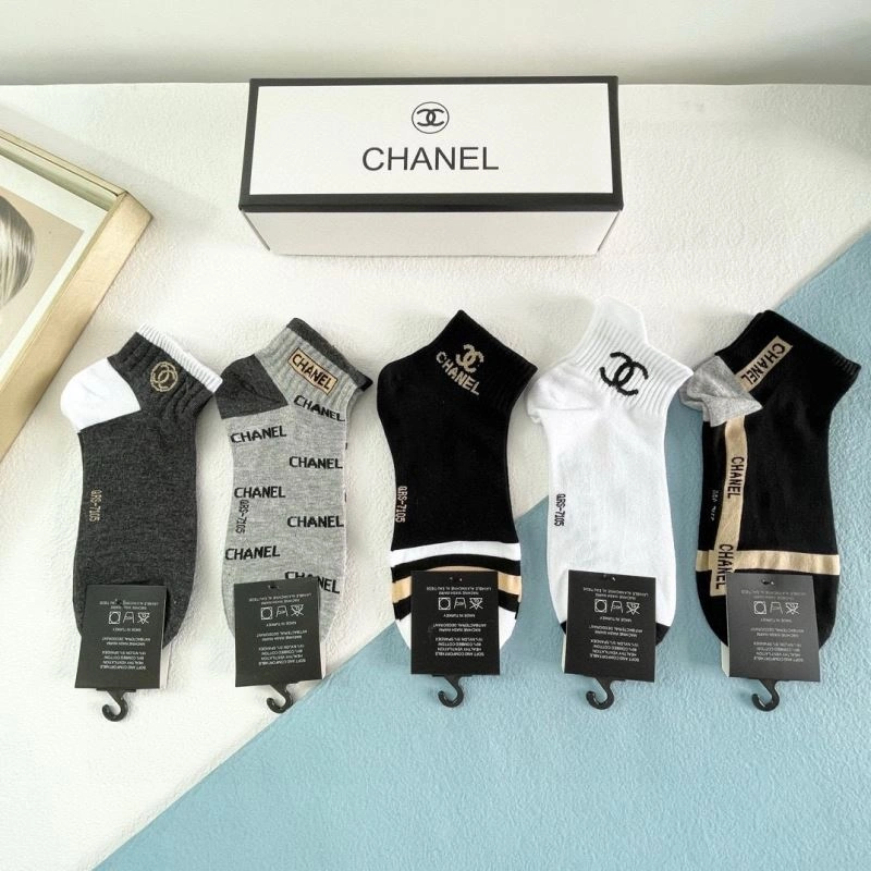 Top match Chanel Socks