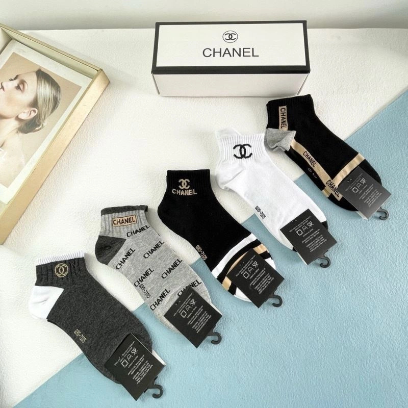 Top match Chanel Socks