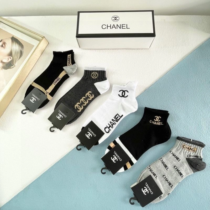 Top match Chanel Socks