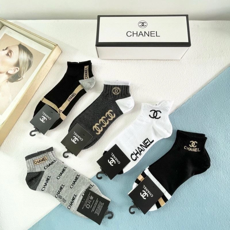 Top match Chanel Socks