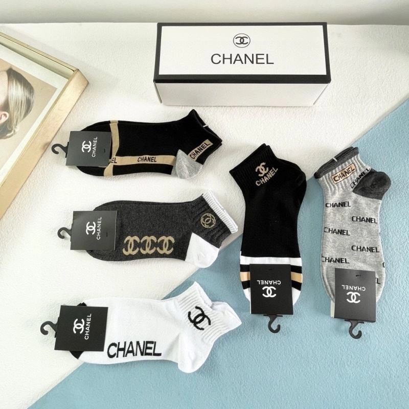 Top match Chanel Socks