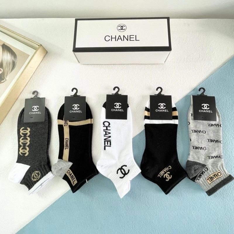 Top match Chanel Socks