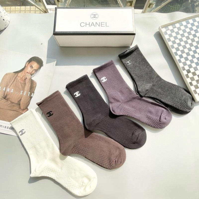 Top match Chanel Socks
