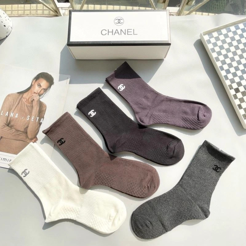 Top match Chanel Socks