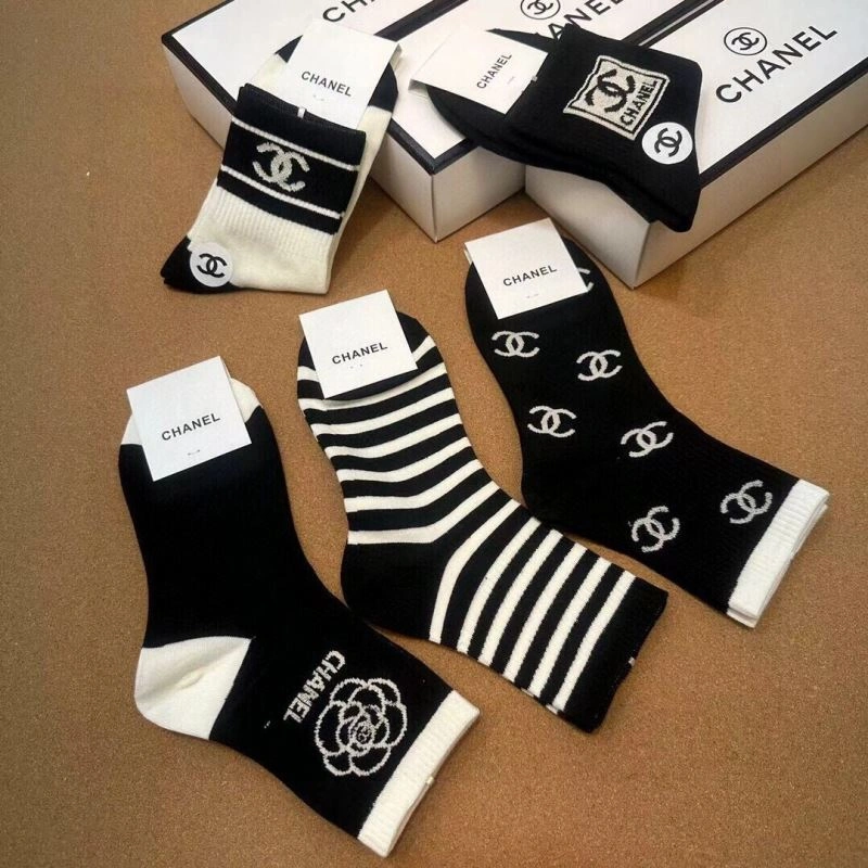 Mirror quality Chanel Socks