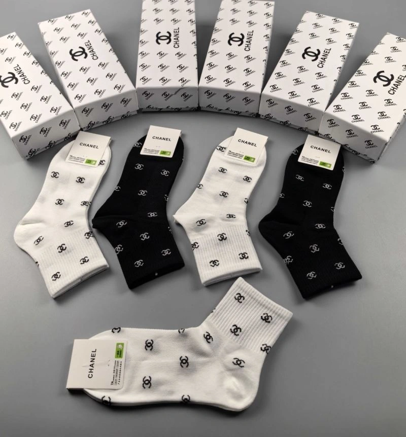 Factory-made Chanel Socks
