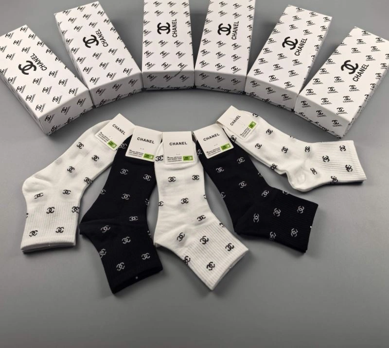 Factory-made Chanel Socks