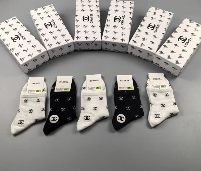 Factory-made Chanel Socks