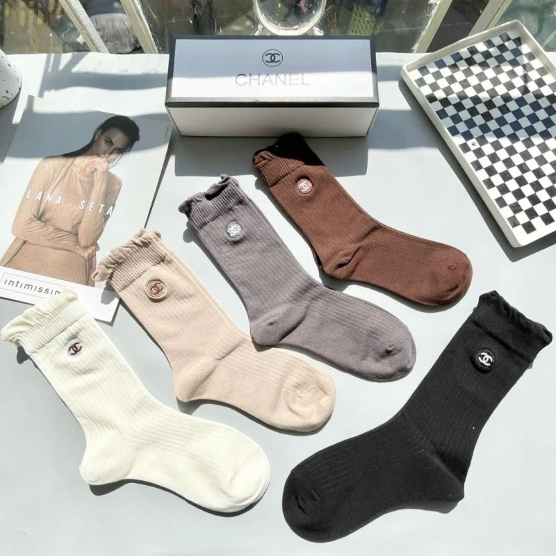 Accurate model Chanel Socks