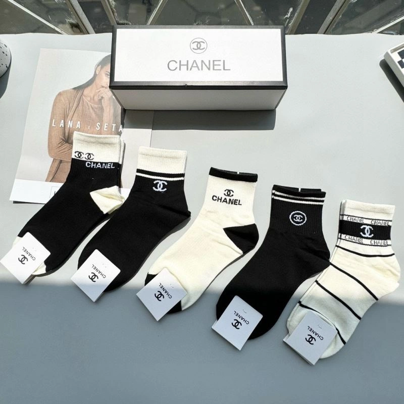 1:1 copy Chanel Socks