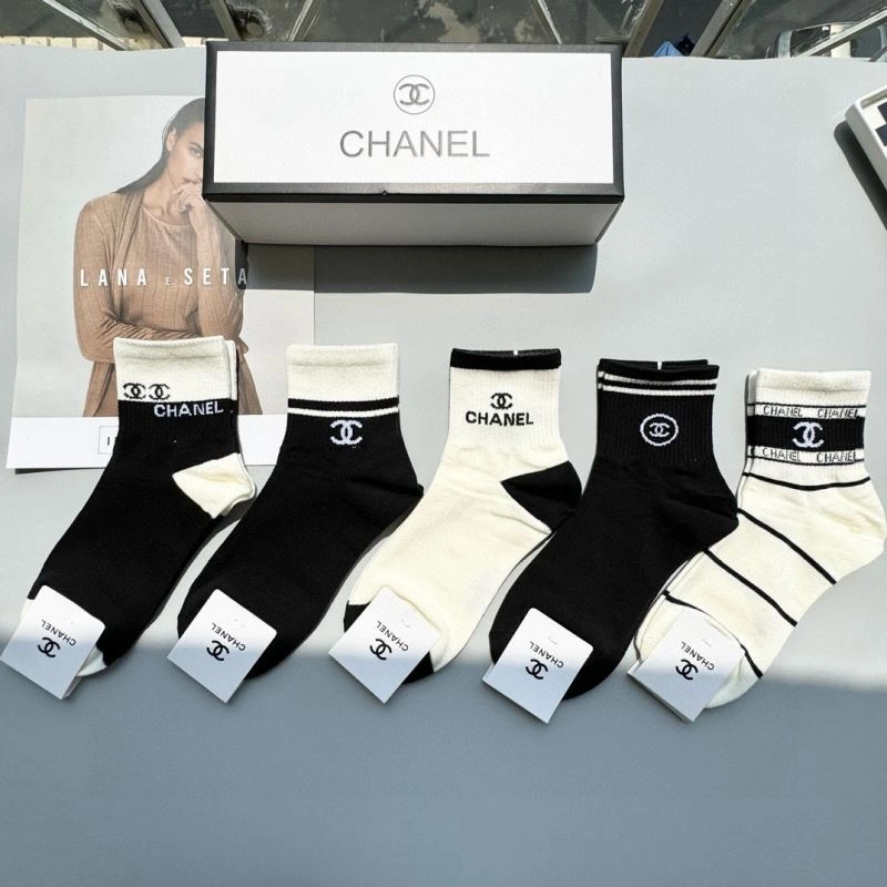 1:1 copy Chanel Socks