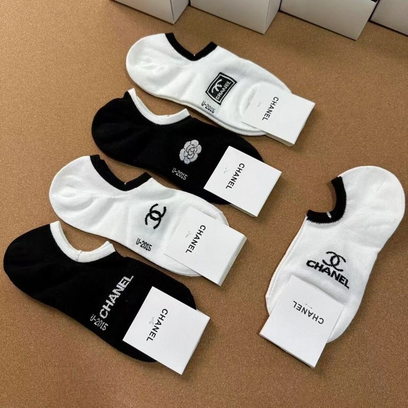 Inexpensive Chanel Socks