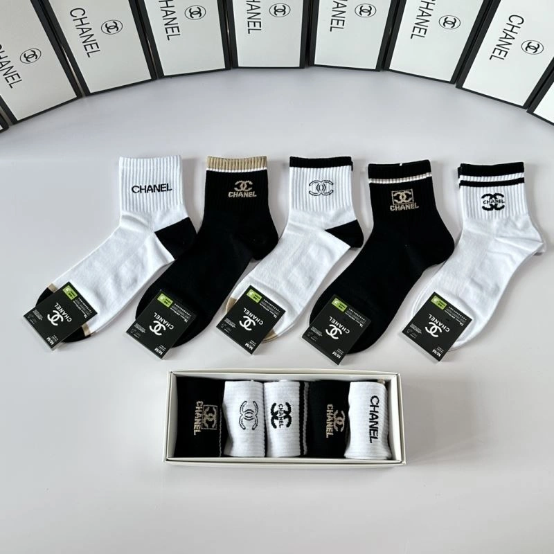 Accurate model Chanel Socks