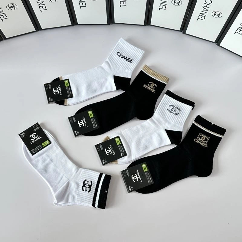 Accurate model Chanel Socks