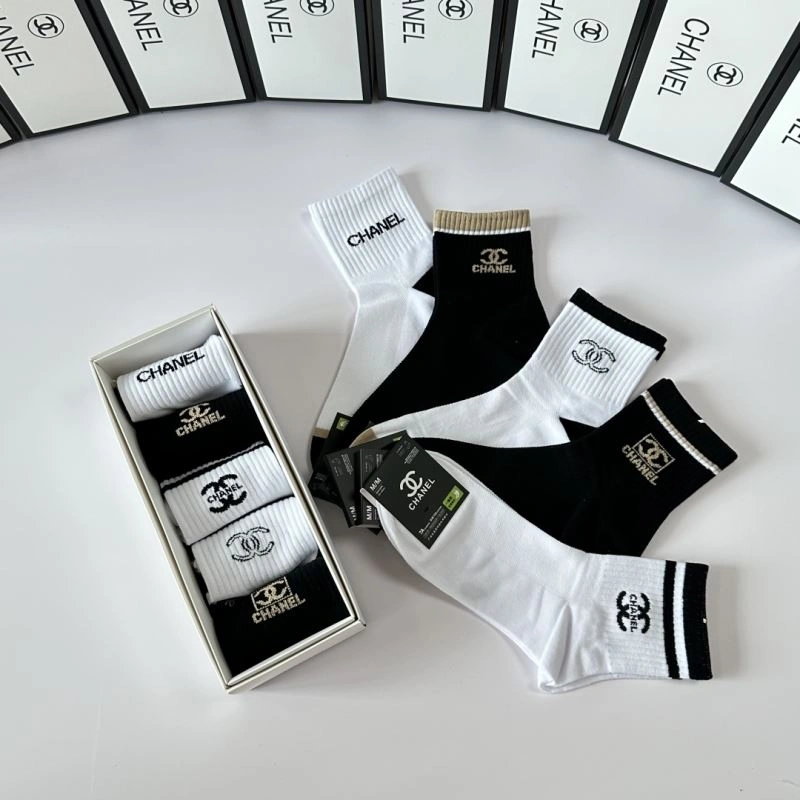Accurate model Chanel Socks