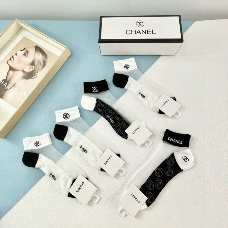 Accurate model Chanel Socks