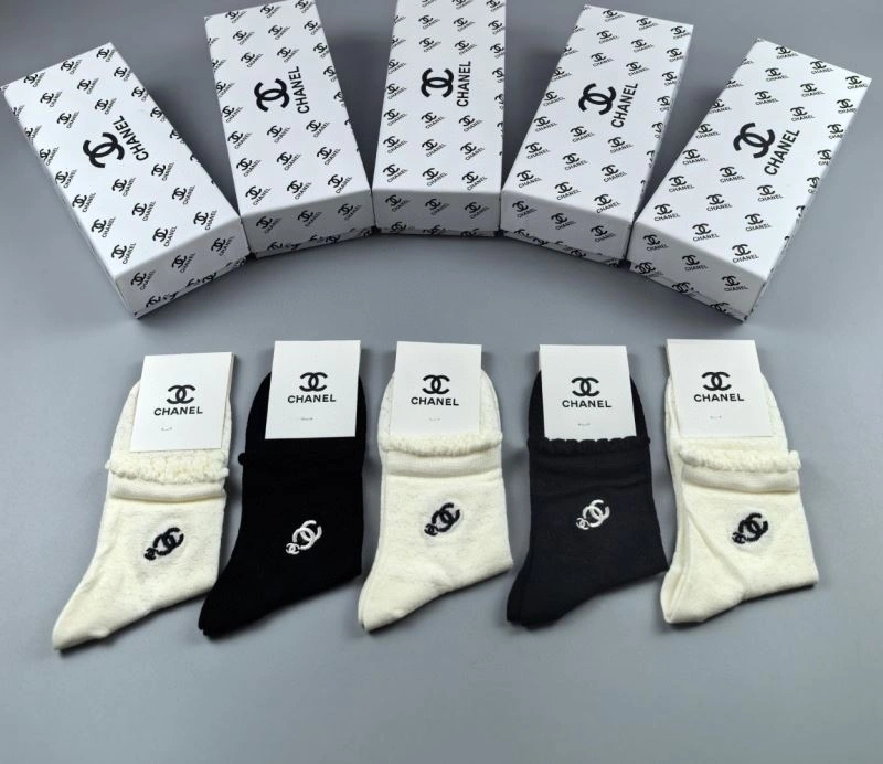 Bargain Chanel Socks