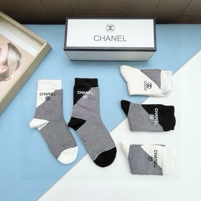 Top match Chanel Socks