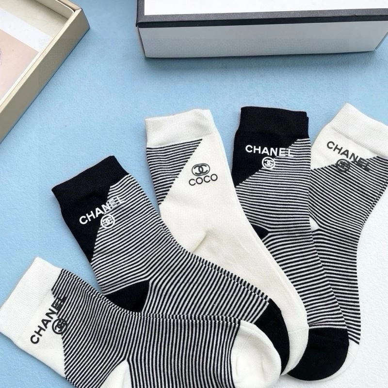 Top match Chanel Socks
