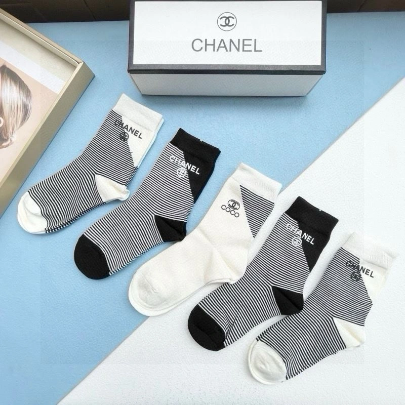 Top match Chanel Socks
