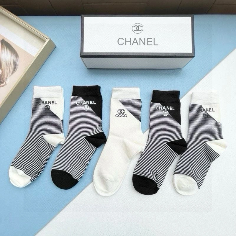 Top match Chanel Socks