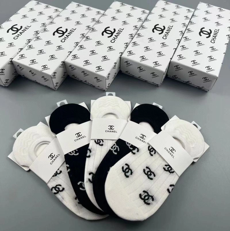 Top match Chanel Socks