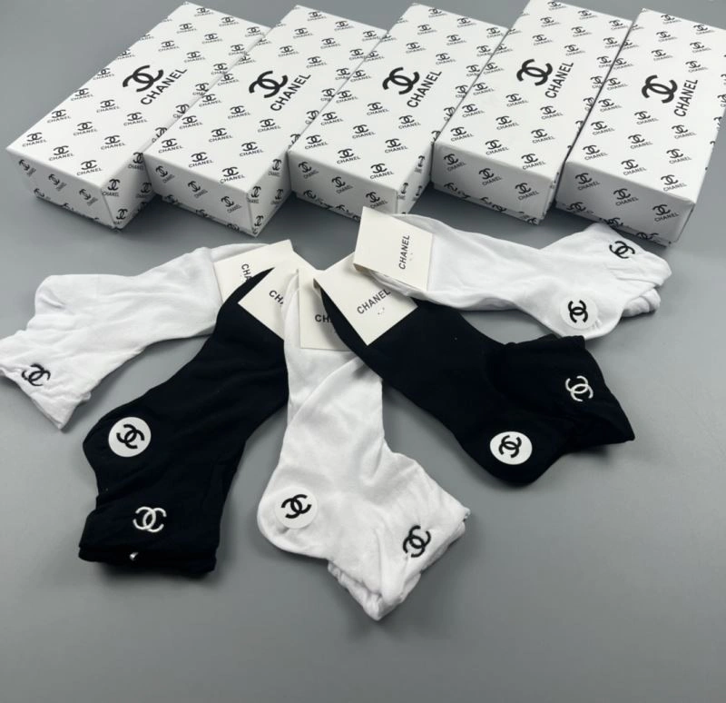 Inexpensive Chanel Socks
