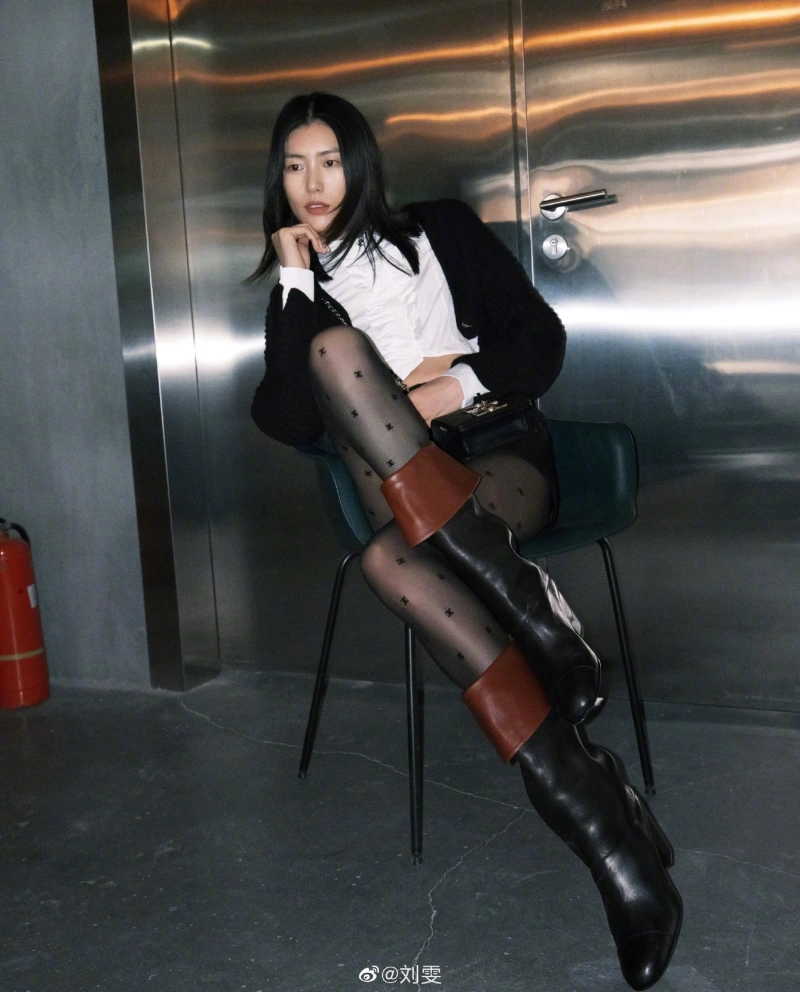Brand-original Chanel Socks