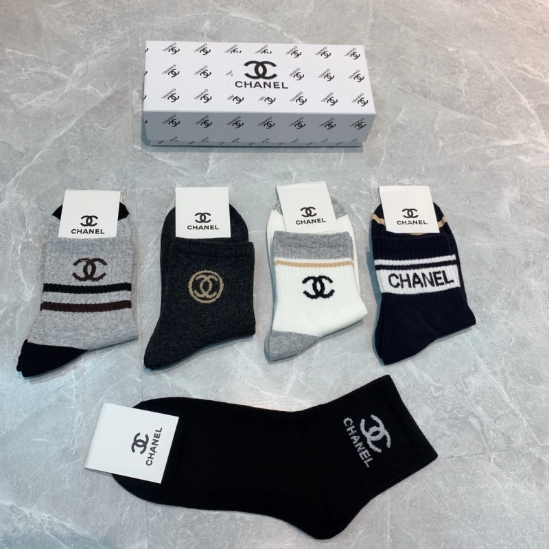 Top match Chanel Socks