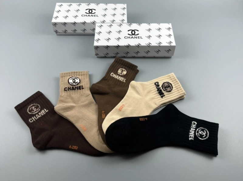 Accurate model Chanel Socks