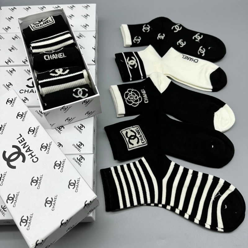 Top mirror Chanel Socks