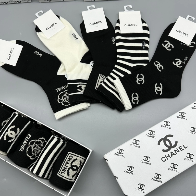 Top mirror Chanel Socks