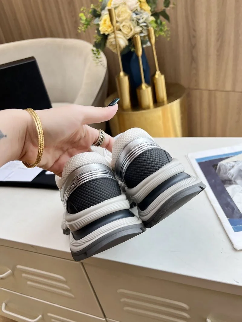 Top mirror Chanel Sport Shoes