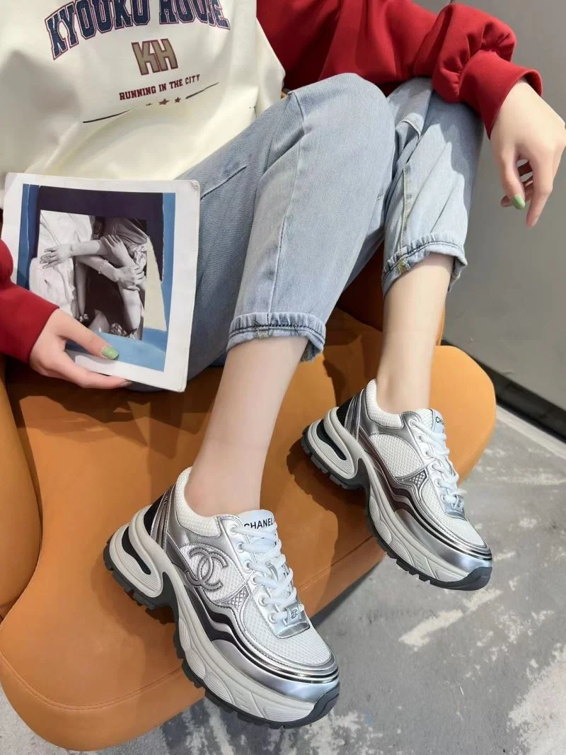 Top mirror Chanel Sport Shoes