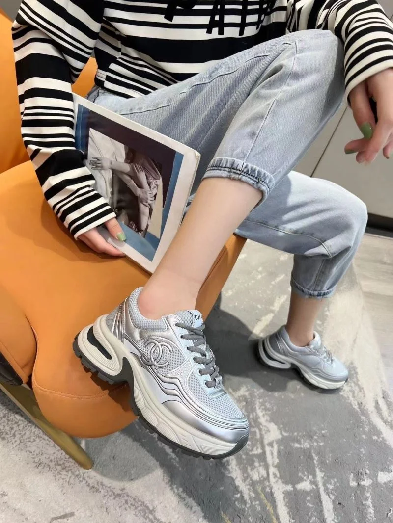 Top mirror Chanel Sport Shoes