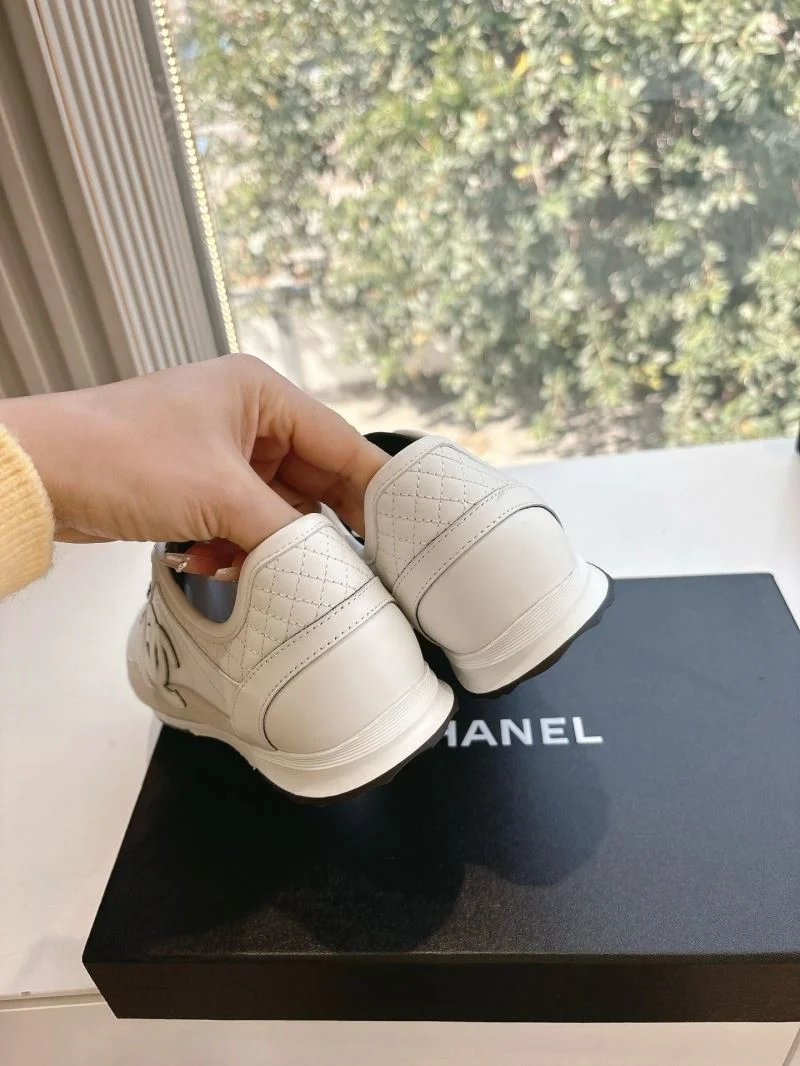 Top mirror Chanel Sport Shoes