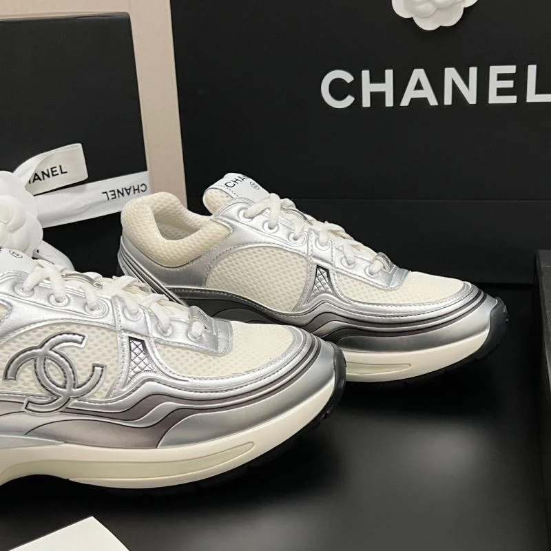 Top mirror Chanel Sport Shoes