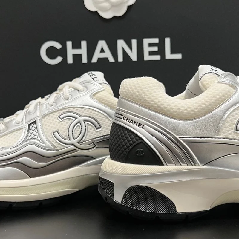 Top mirror Chanel Sport Shoes