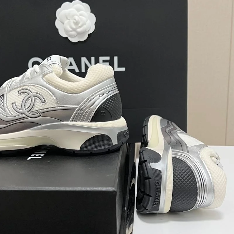 Top mirror Chanel Sport Shoes