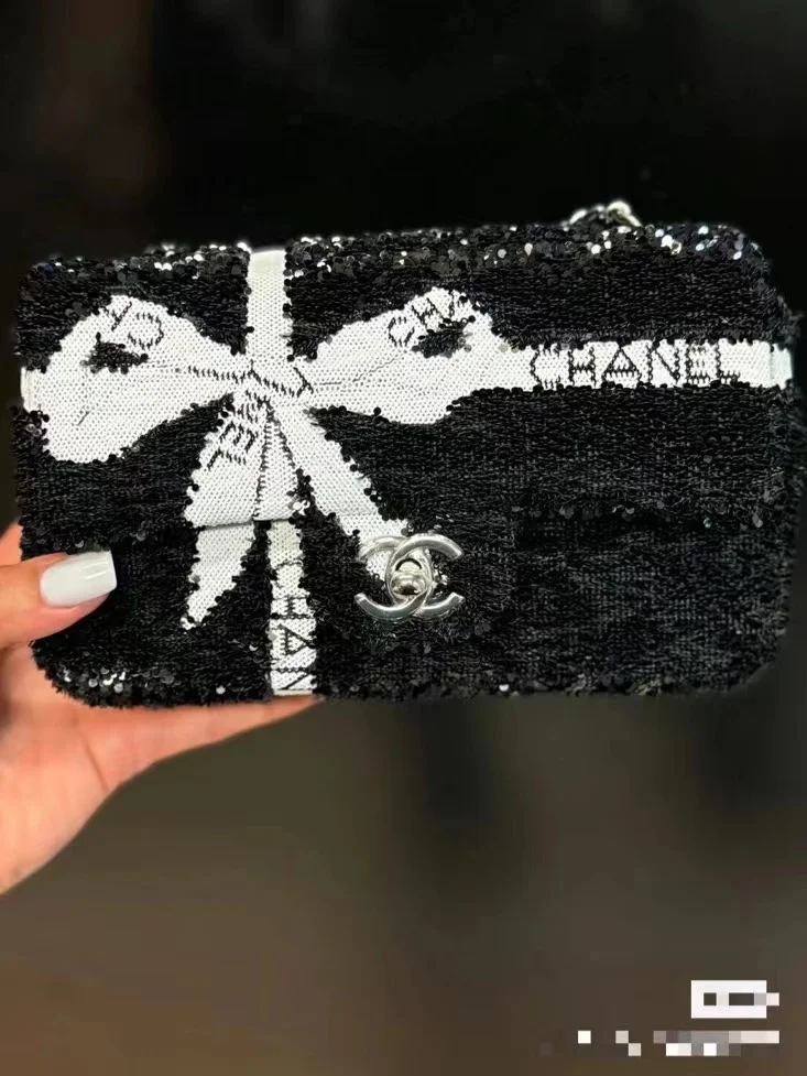 Brand-original Chanel Stachel Bags