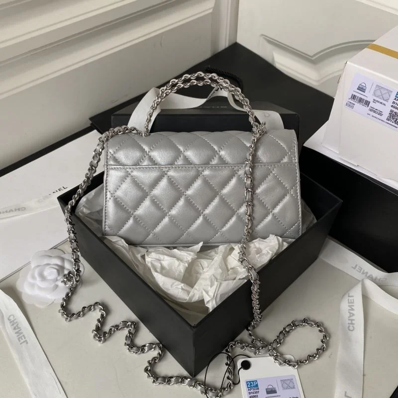 Top match Chanel Stachel Bags