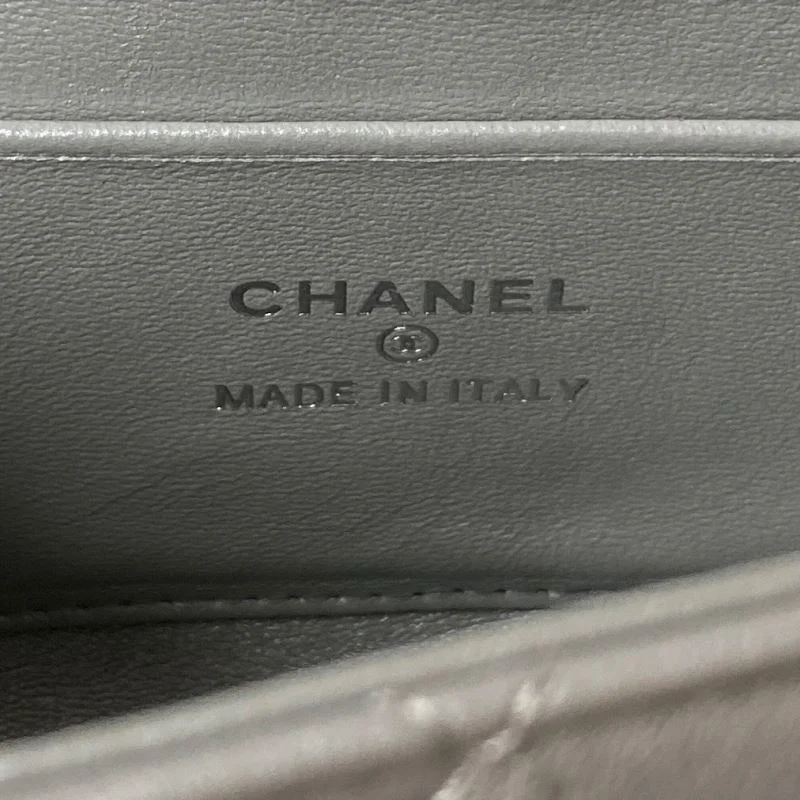 Top match Chanel Stachel Bags