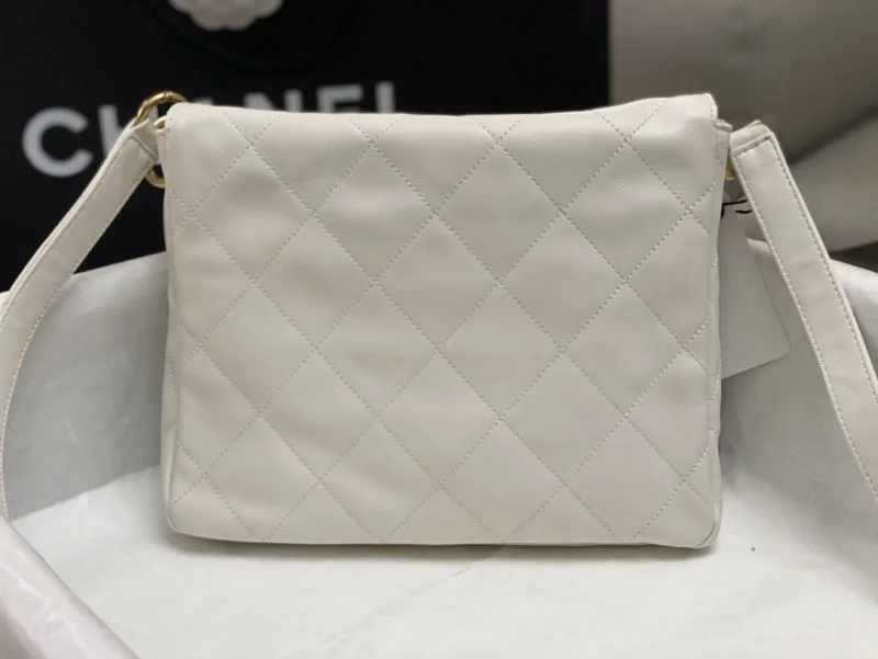 Top mirror Chanel Stachel Bags