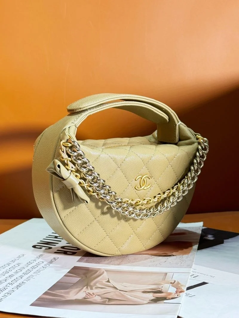 Top match Chanel Stachel Bags