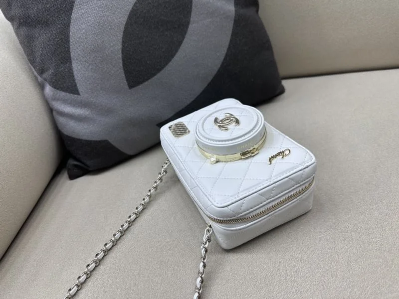 Top mirror Chanel Stachel Bags